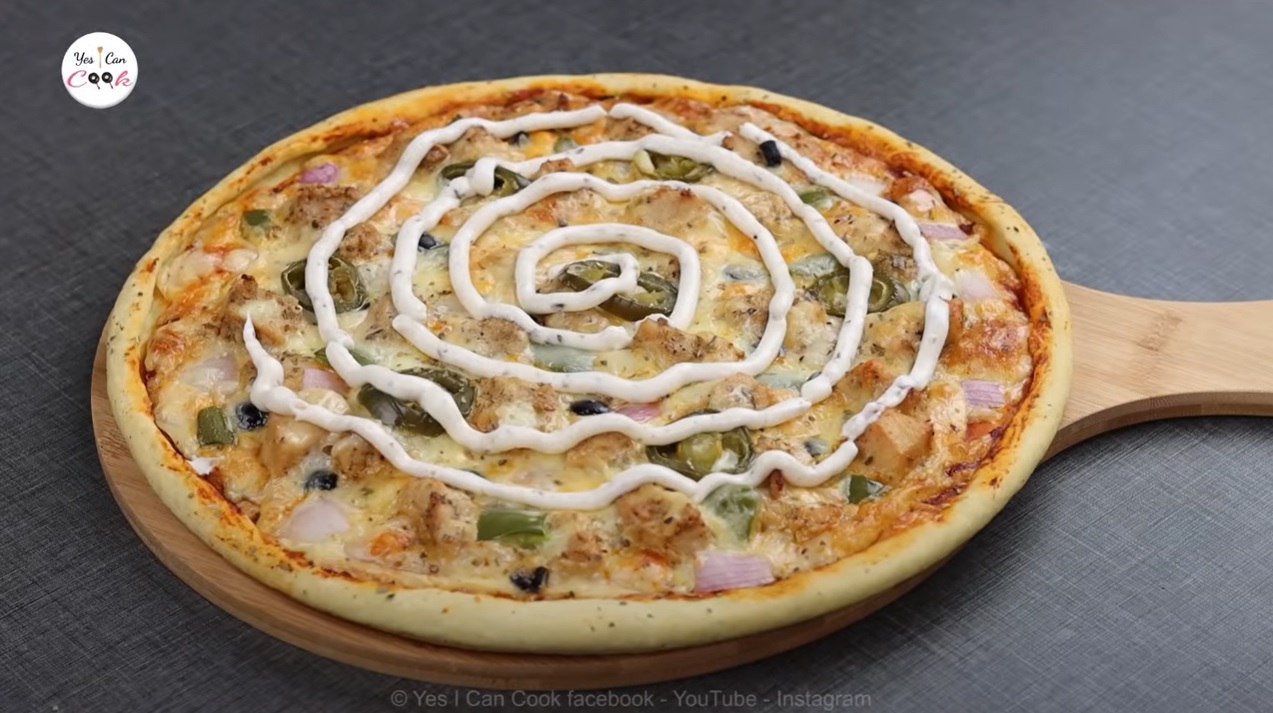 Afghani Pizza with Special Sauce - YesICanCook