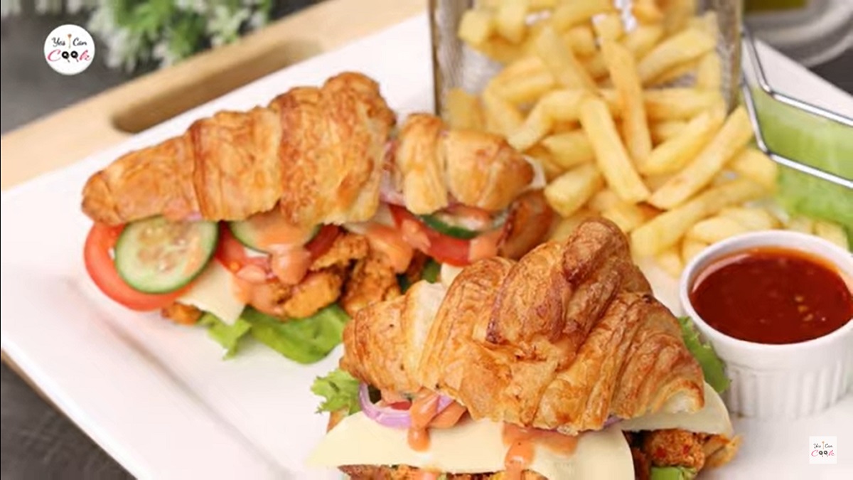 Croissant Sandwich - YesICanCook