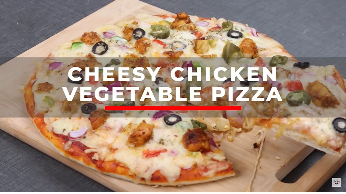 Cheesy Chicken Vegetable Pizza - YesICanCook